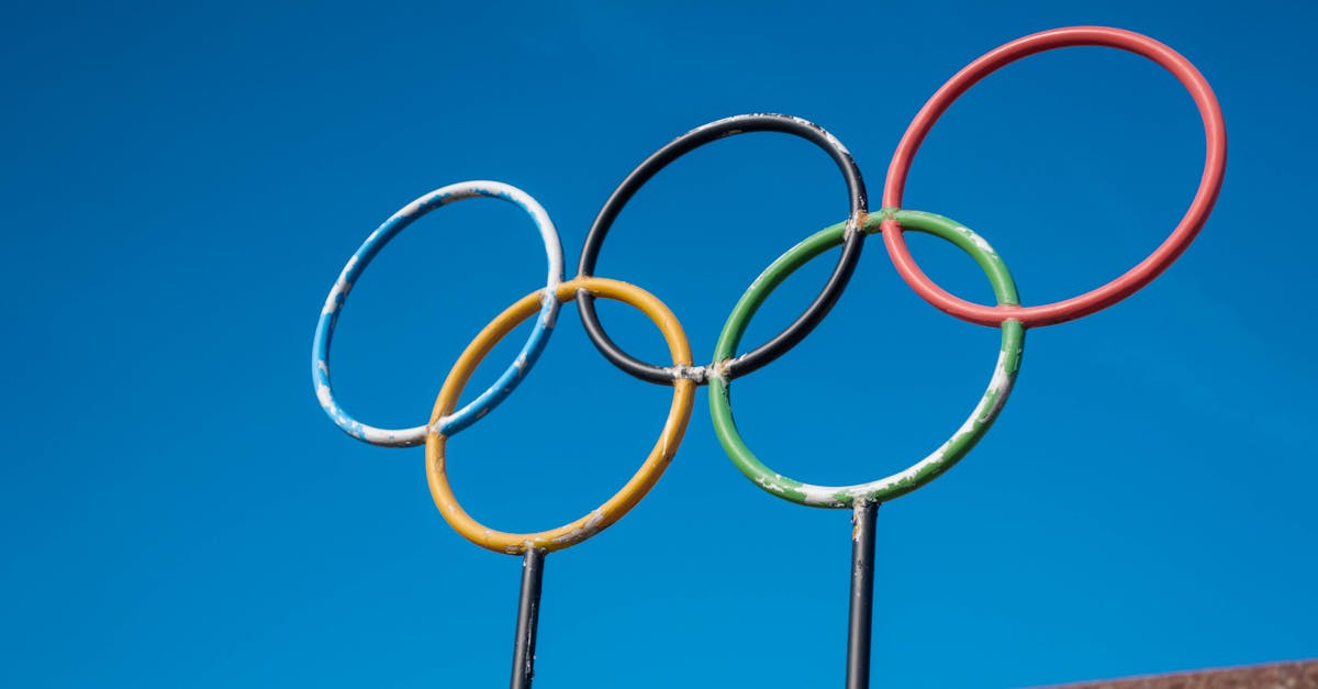 Les Olympiades : un tournoi captivant de fléchettes et de ping-pong en ...